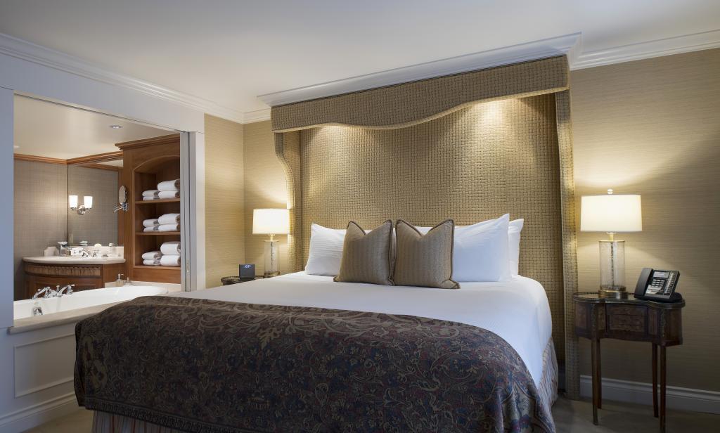 Terrace Penthouse Suite - 1201